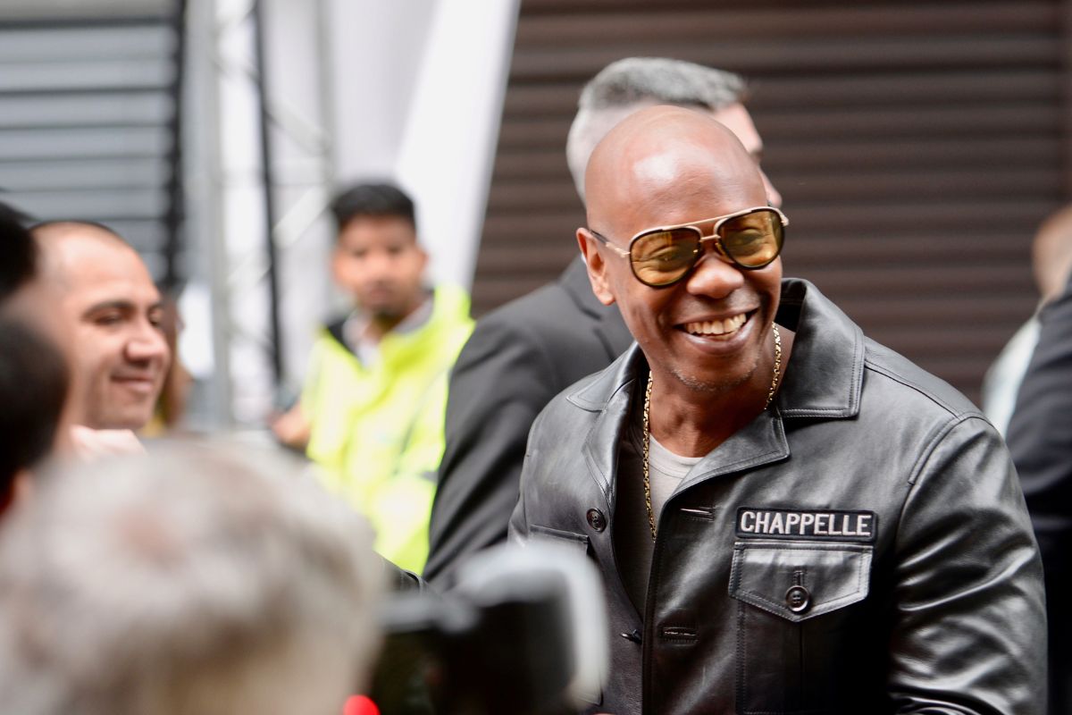 Dave Chappelle and Joe Rogan Give Hilarious Take on Columbia U's Dr ...